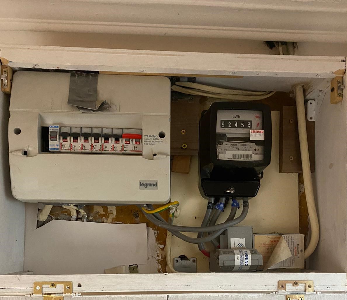 5 Simple ways to check the condition of your home electrics – RDM ...